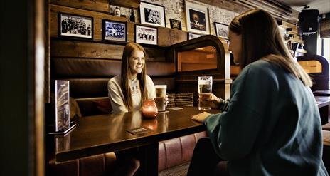 Where To Go On a Night Out in Derry | Discover NI