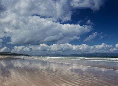 Portstewart Strand and Barmouth - Portstewart - Discover Northern Ireland