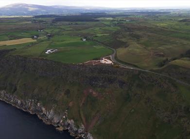 Portaneevy Viewing Point - Ballintoy - Discover Northern Ireland