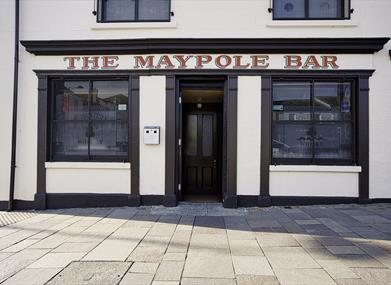 The Maypole Bar - Holywood - Discover Northern Ireland