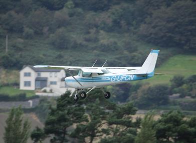 Ulster Flying Club - Newtownards - Discover Northern Ireland