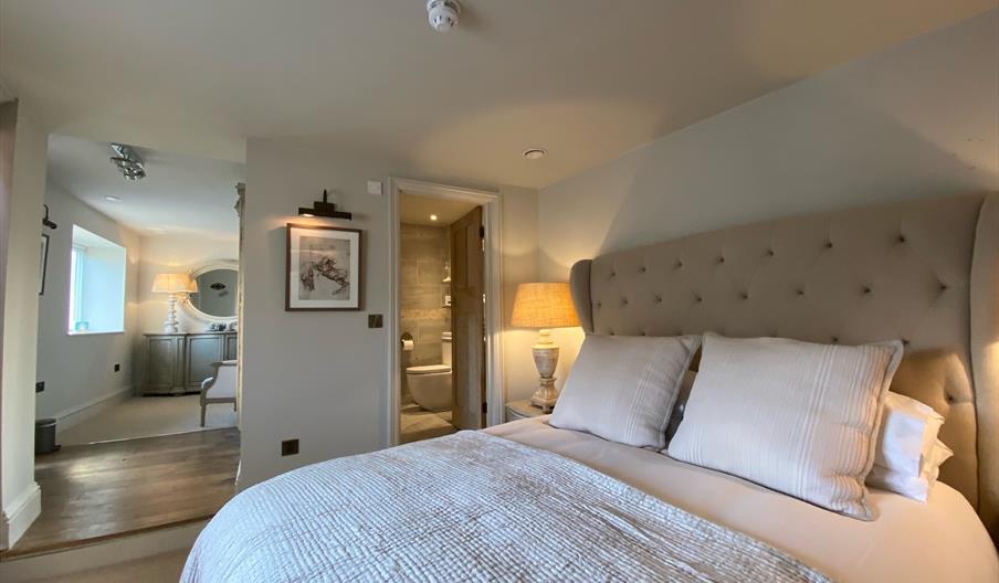 The Wiveton Bell - Pub with Rooms in Holt, Holt - North Norfolk