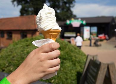 Wroxham Barns - Farm in Hoveton, Wroxham - North Norfolk