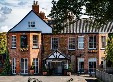 The Lodge Hotel - Hotel in Old Hunstanton, Old Hunstanton - North Norfolk