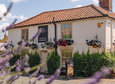 The King William IV Country Inn & Restaurant - Hotel in Hunstanton ...