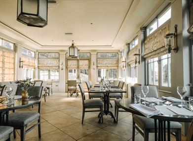The Victoria Inn Restaurant and Bar, Holkham - Restaurant in Wells-next ...