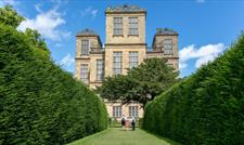 Festive Wintertide at Hardwick Hall - Visit Nottinghamshire