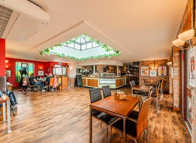 Poppy and Pint - Nottingham - Visit Nottinghamshire