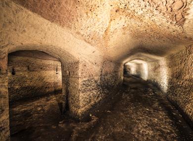 Tour of Rock Cemetery Catacombs - Visit Nottinghamshire