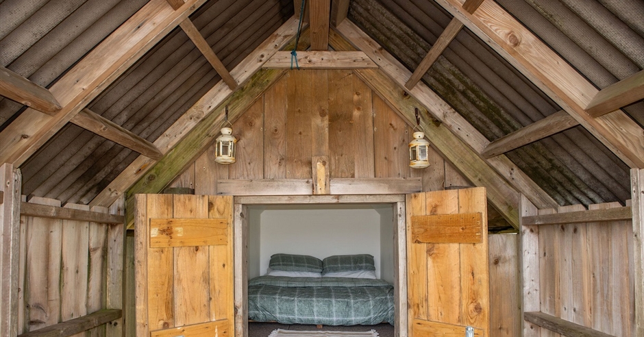 The Tractor Shed Camping Pods and Bunkhouse - Isle Of North Uist ...
