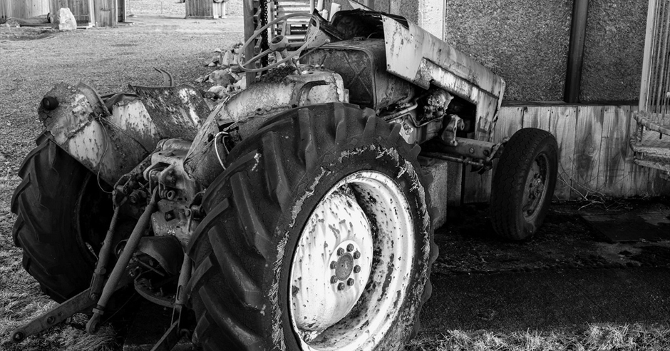 The Tractor Shed Camping Pods and Bunkhouse - Isle Of North Uist ...