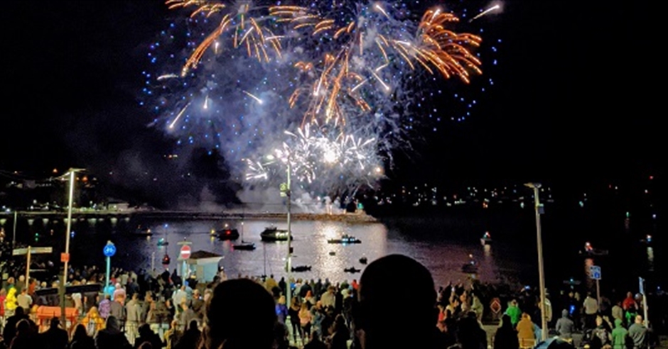 Ways to watch | British Firework Championships | Visit Plymouth