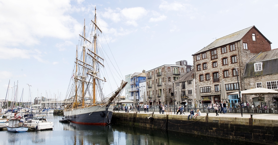 Sutton Harbour to host famous tall ship throughout August - Visit Plymouth