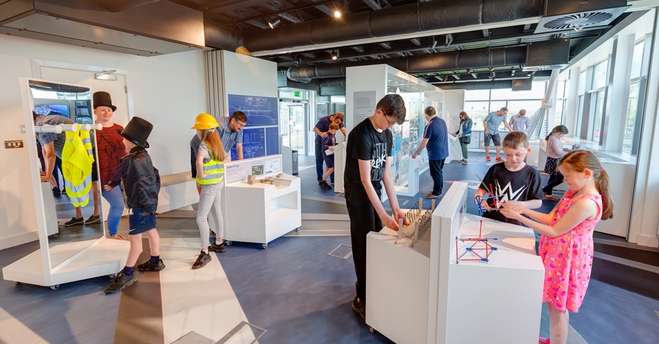 Bridging the Tamar Visitor and Learning Centre - Visit Plymouth