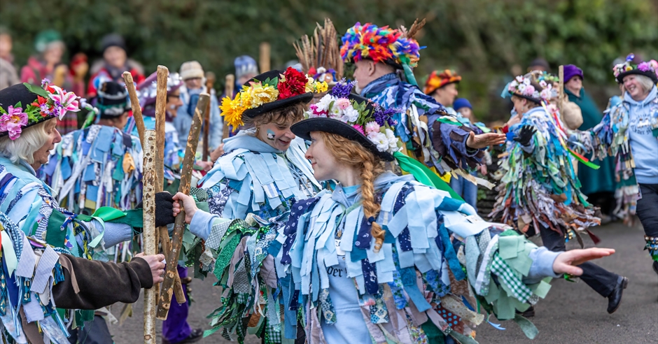 Mummers Play & Wassail - Visit Plymouth