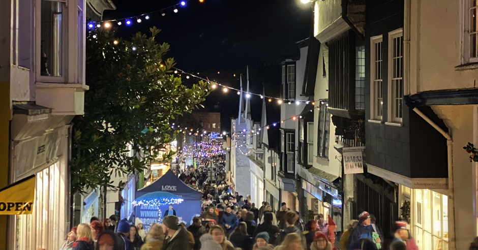 Totnes Christmas Market - Visit Plymouth