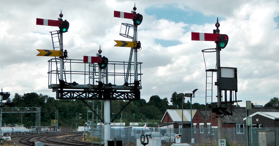 Plymouth Railway Circle: John Fissler "From Semaphores To Cab ...