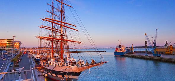 Poole Tourism - Official Poole Tourist Information