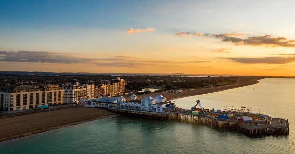 South Parade Pier - Pier in Southsea, Portsmouth - Portsmouth