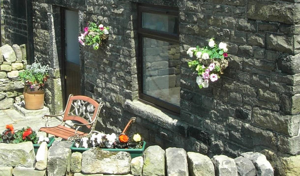 Flower Hill Farm Wardle Rochdale - Home Alqu