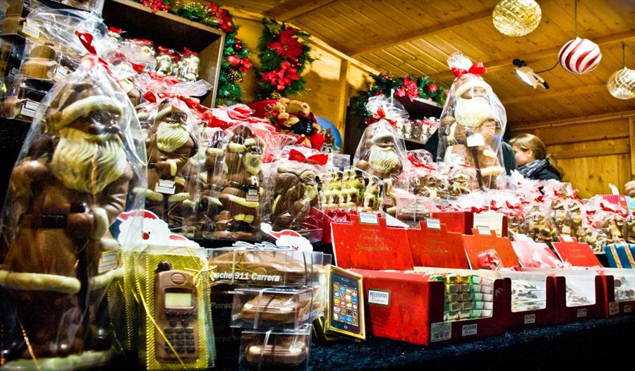 Exeter Cathedral Christmas Market - Visit South Devon