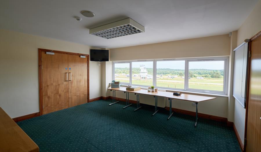 Exeter Racecourse - Visit South Devon