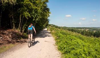 Cycling & Cycle Routes in South Devon - Visit South Devon