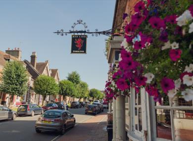 Lindfield - Village in West Sussex - Visit South East England