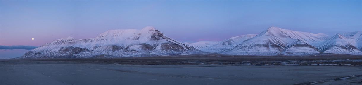 10 things to do during the magical blue hour