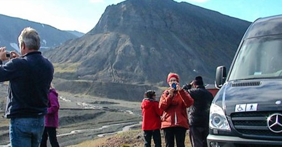 Svalbard Buss og Taxi