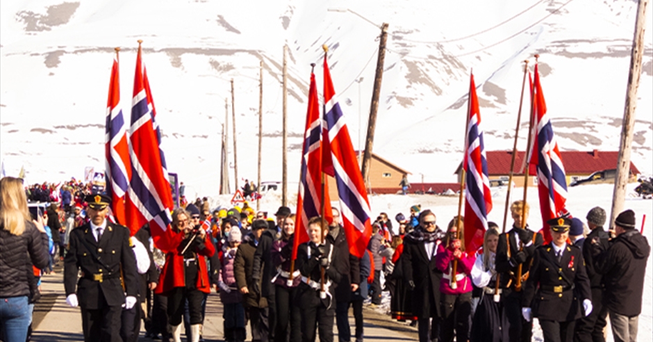 May 17th in Svalbard - Visit Svalbard