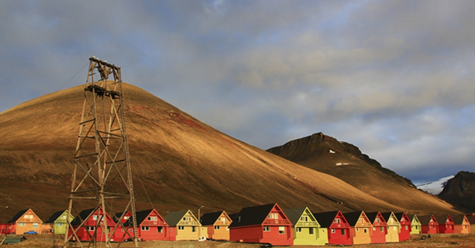 The golden autumn in Svalbard - Visit Svalbard