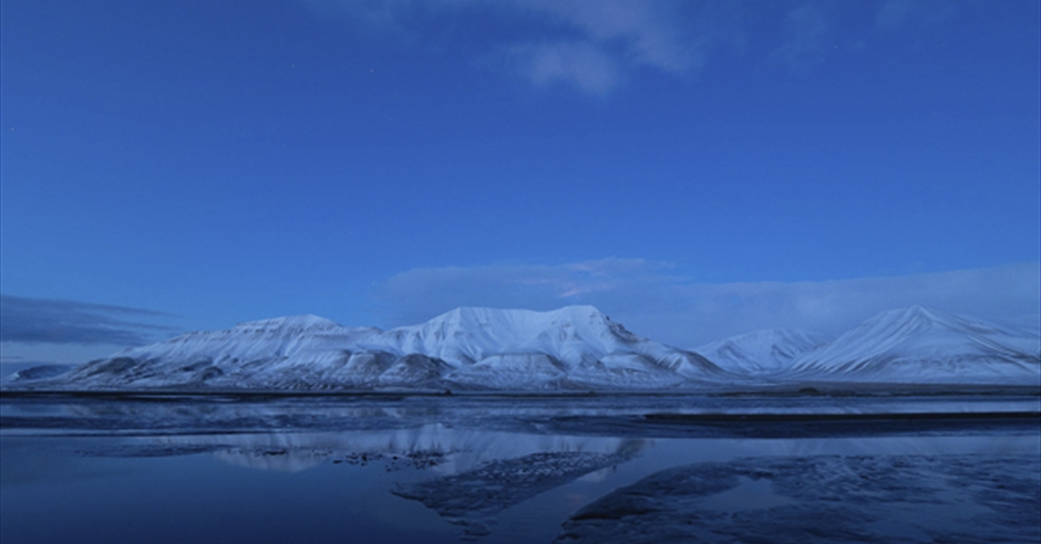 10 things to do during the magical blue hour