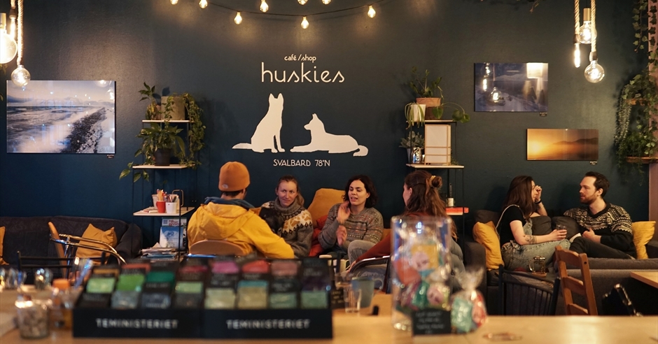 Café Huskies - Café in Longyearbyen, Spitsbergen - Visit Svalbard