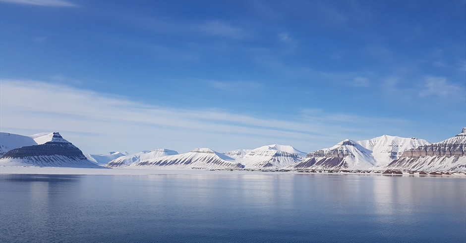 Ski & Sail Svalbard: Discovering the untouched Arctic mountains ...
