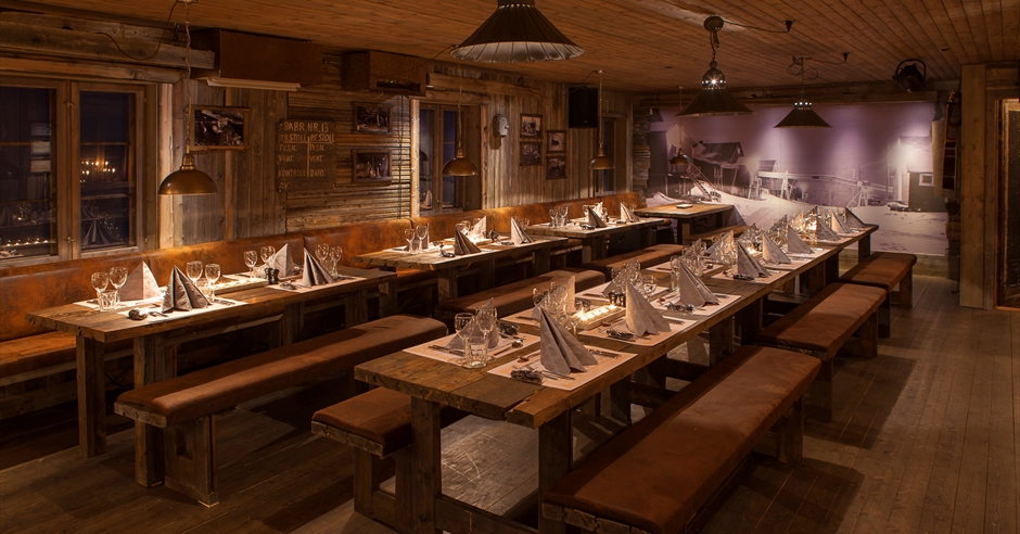 Brunch, beats & bubbles - Food in Longyearbyen, Spitsbergen - Visit ...