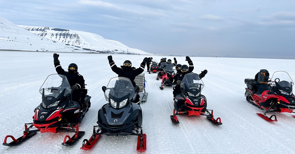 Snowmobile Photography tour - See & Explore - Snowmobile in ...