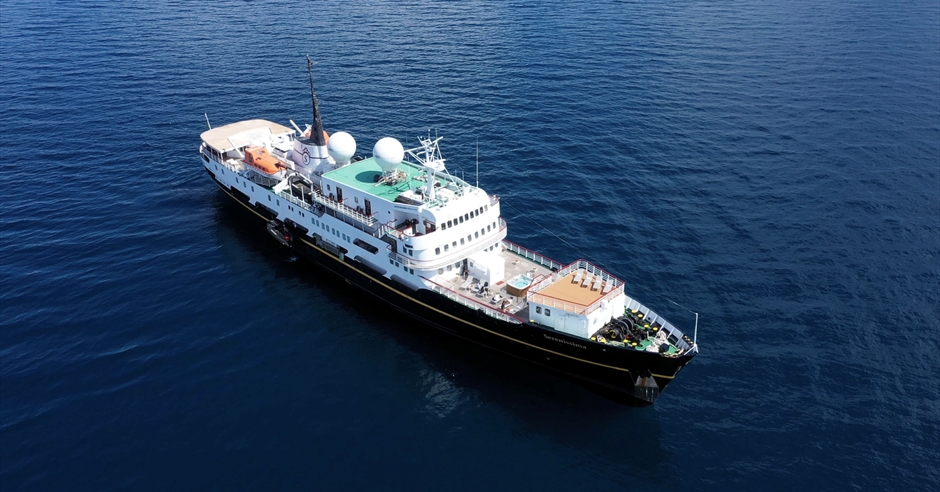 Svalbard Adventure Mini-Cruise - Hurtigruten Svalbard - Boat trips in ...