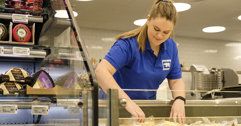 Svalbardbutikken - Shops in Longyearbyen, Spitsbergen - Visit Svalbard