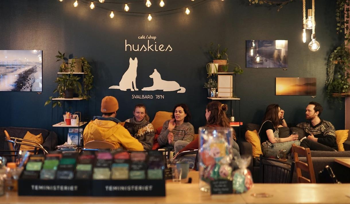 Café Huskies - Café in Longyearbyen, Spitsbergen - Visit Svalbard