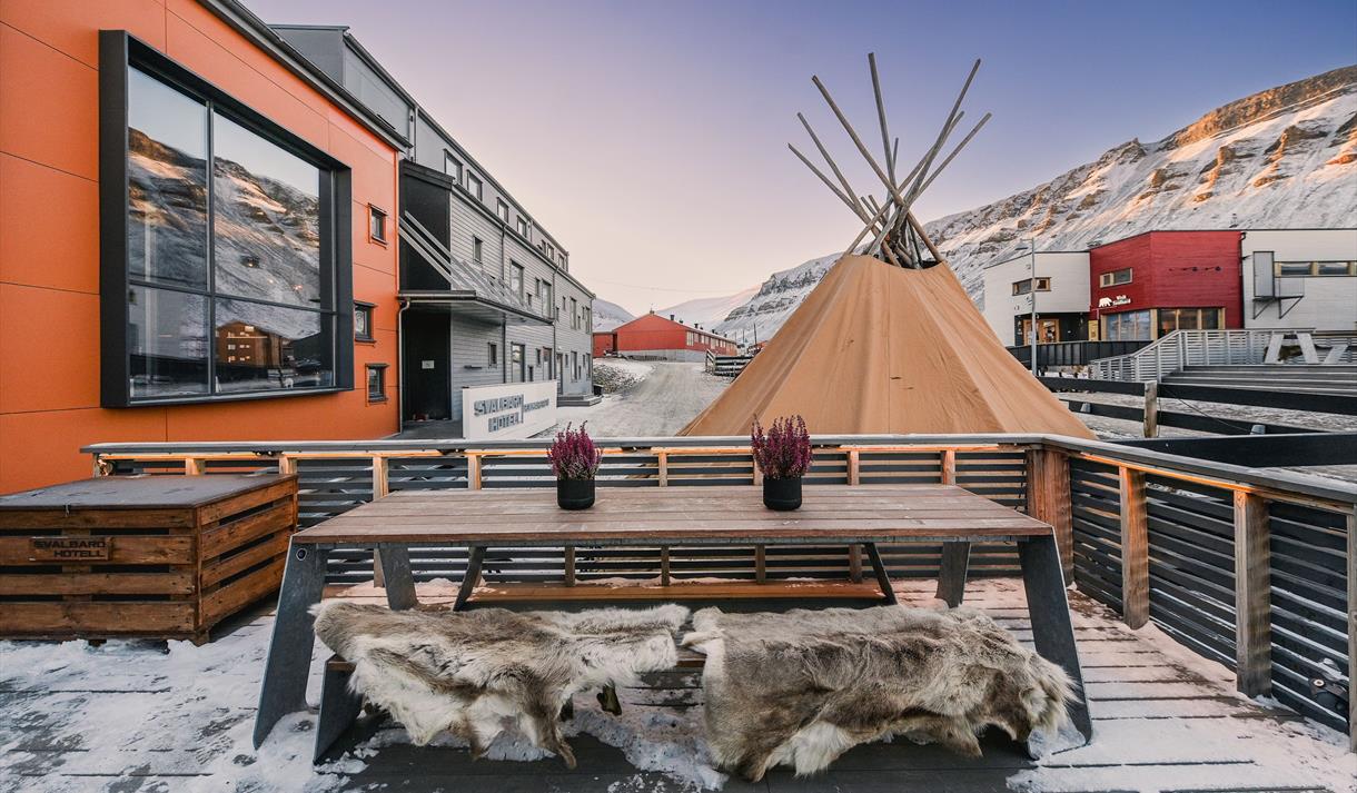 Svalbard Hotel | Polfareren - Hotel in Longyearbyen, Spitsbergen ...