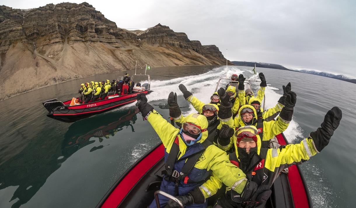 Glacier safari - Svalbard Adventures - Boat trips in Longyearbyen ...
