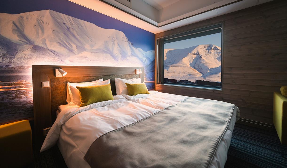 svalbard hotels