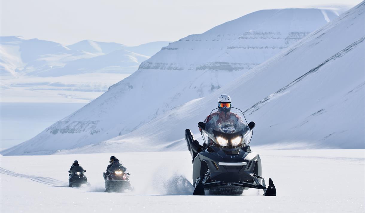 Arctic Treasures - Snowmobile adventure towards Tempelfjorden- Basecamp ...