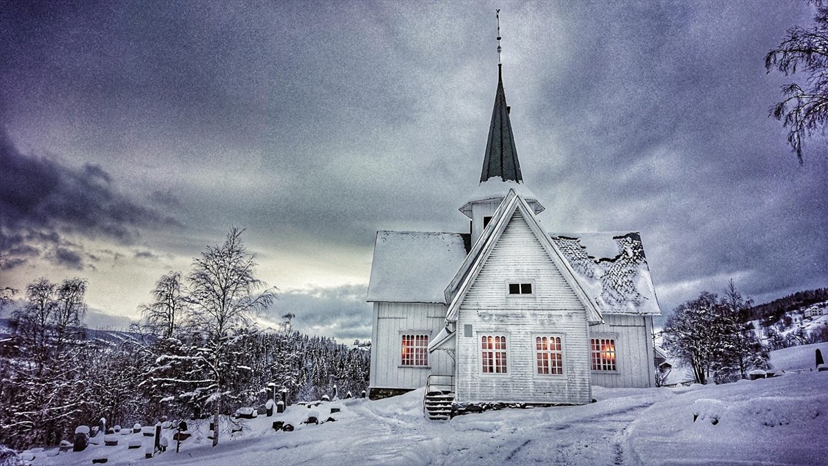 Gudstjeneste i Skrautvål kyrkje - Skrautvål - Valdres