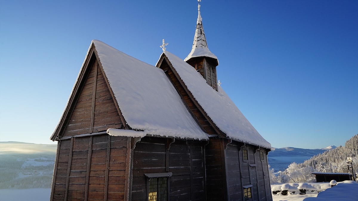 Lomen Stavkirke - Valdres