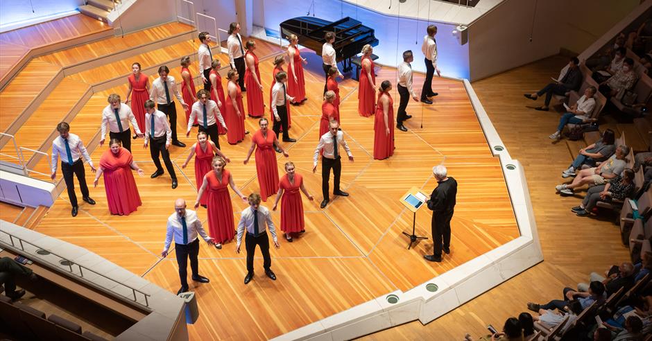 Konsert med Defrost Youth Choir - Concert in Løten, Løten - Visit Mjøsa