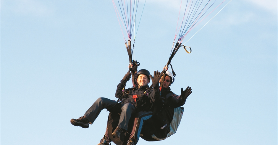 Axis Paragliding and Paramotoring - Paragliding in Abergavenny ...
