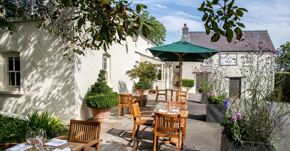 The Walnut Tree - Restaurant in Abergavenny, Abergavenny - Visit ...