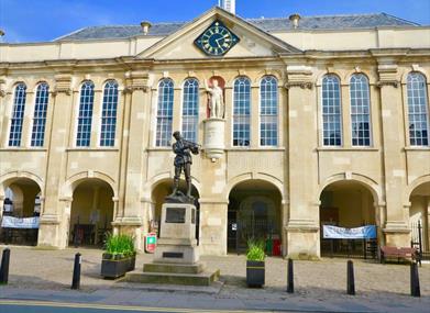 Shire Hall Museum, Monmouth - Historic Site in Monmouth, Monmouth ...